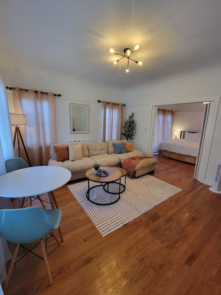 206e Just 2 Blocks From 3rd St. Promenade! - Santa Monica, CA