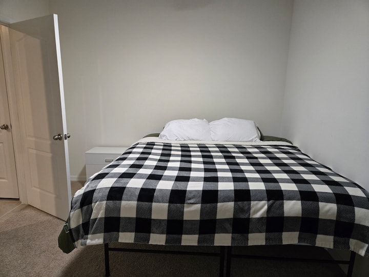 First Floor Bedroom - Lakeland, FL