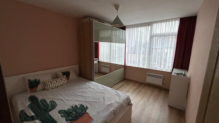 Cozy 1br Steps From Grand Place - Bruselas, Bélgica
