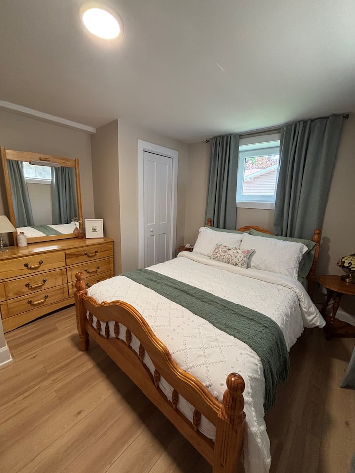 Quiet Getaway Near Cbrh - Sidney