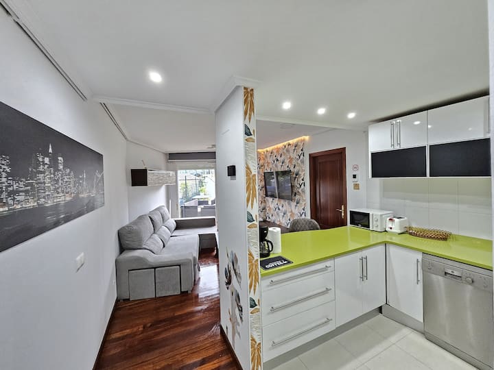 Cantabrian Breeze Apartment - Torrelavega
