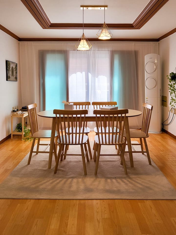 4 Min To Sta/25 Min To Hongdae/3br 2ba/cozy - Seoul