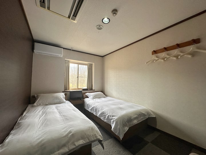 Yukigunibase201 - Hakuba