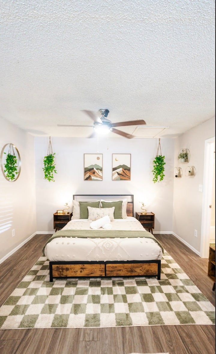 Cozy Studio Getaway 
Near Dt Austin - Austin, TX