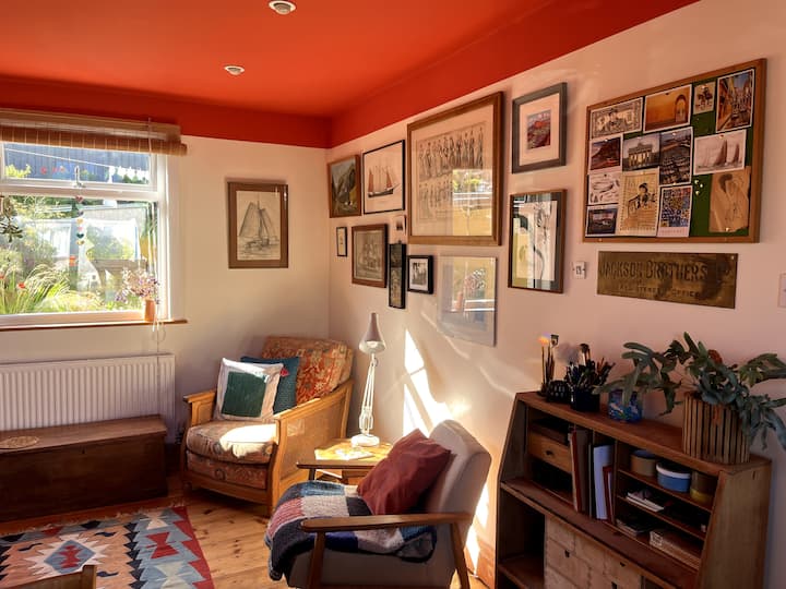 Bright Home W/ Garden & Sea View - Falmouth