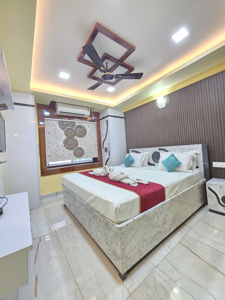 Beach View Luxury Palm Stay - Puri