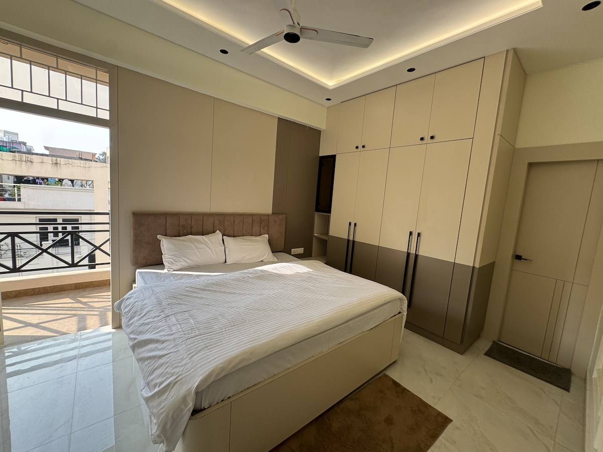 Luxuriöse 2Bhk an der Assi Road - Wohnungen zur Miete in Varanasi ...