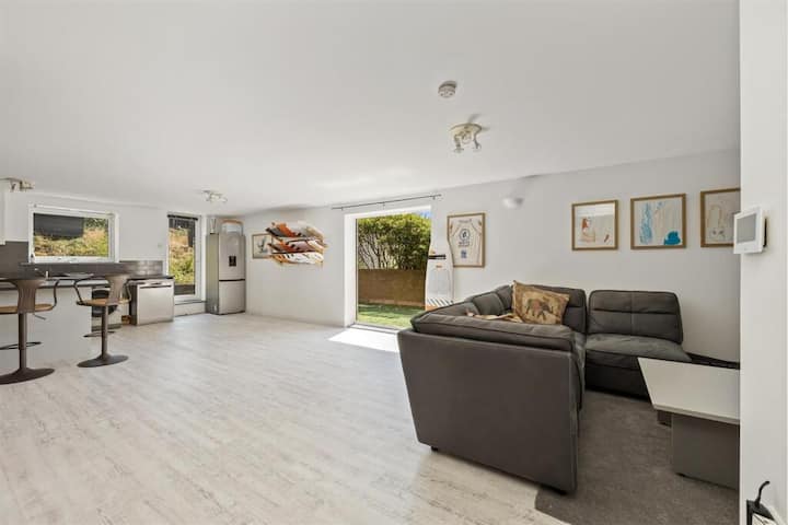 Beach Front Apartment - Steyning