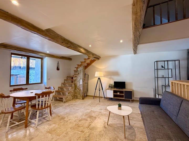 Duplex Chaleureux – Lac & Château à Proximité - Baratier