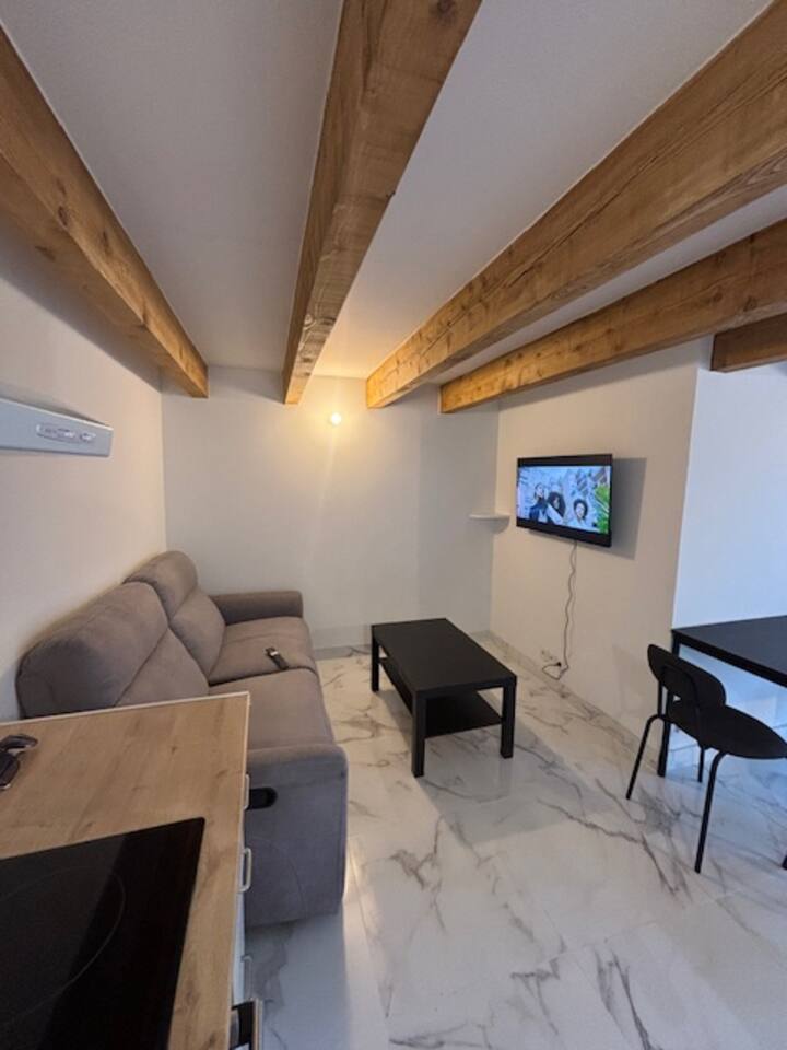 Jolie Appartement Avec Piscine - Lunel