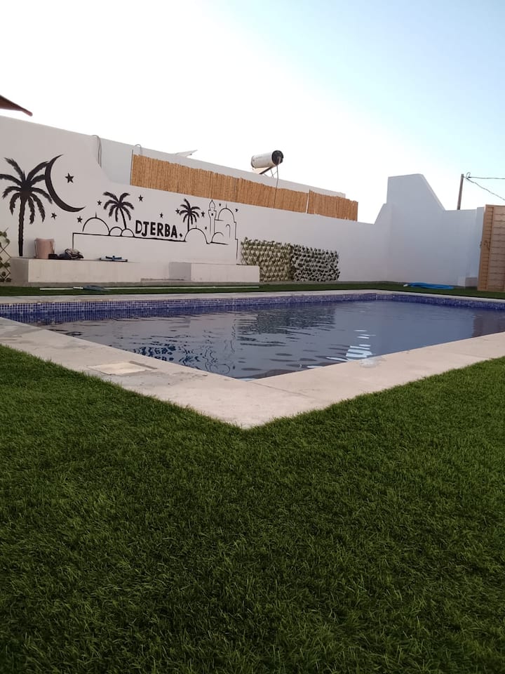 Villa à La Zone Touristique Dje - Djerba