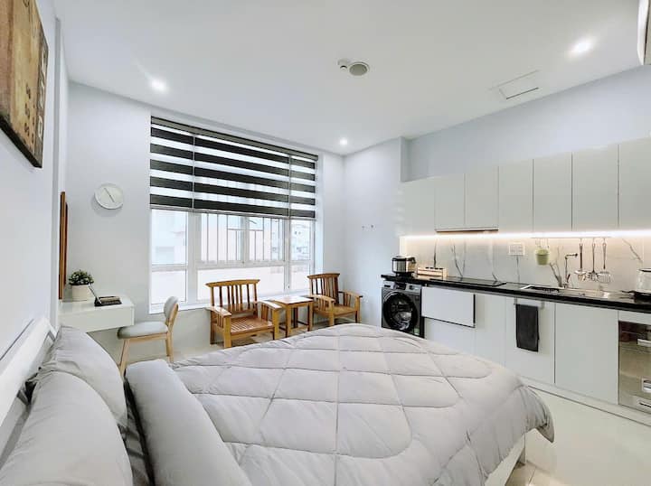 Avalon E.3 - Oceansight - New Interior, Central - Da Nang