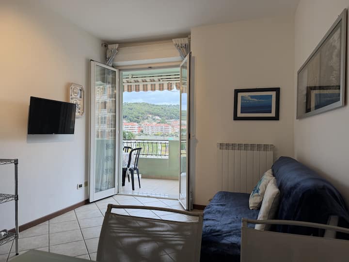 Terrasse & Parking à Andora Près De La Mer - Andora