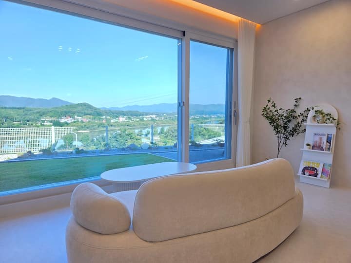 춘천 서면 탁트인 전망, 독채 숙소 스테이 가람(江) A동 - Chuncheon-si
