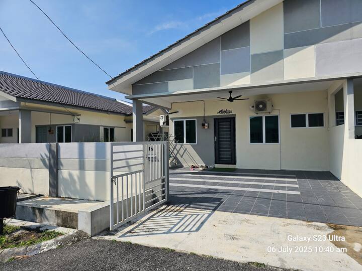 Homestay Zaf Sitiwan - Ayer Tawar