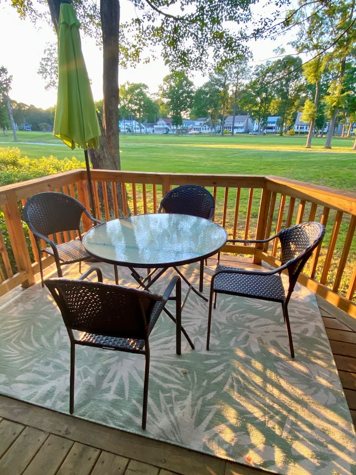 Home In Ocean Pines
Quiet Getaway On Golf Course - Ocean Pines, MD