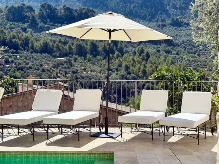 Can S’olivet: Luxury Fornalutx Townhouse With Pool - Sóller