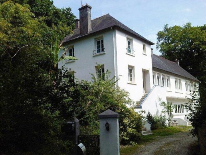 Gite D'étape Port De Carhaix - Finistère