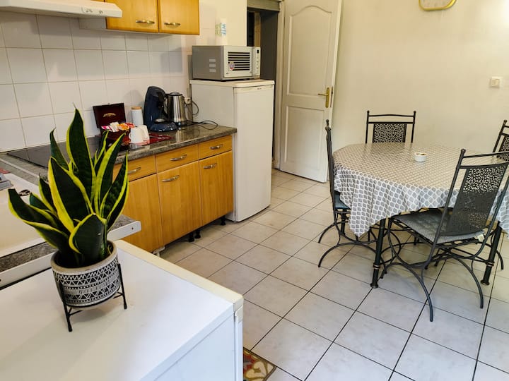 T2 Dans Une Maison / 10 Min Lyon - Lyon