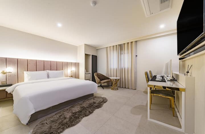 프리미엄 - Busan