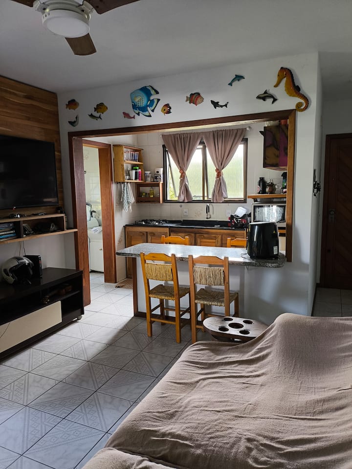 Apto 150m Da Praia 3 Quartos - Florianópolis