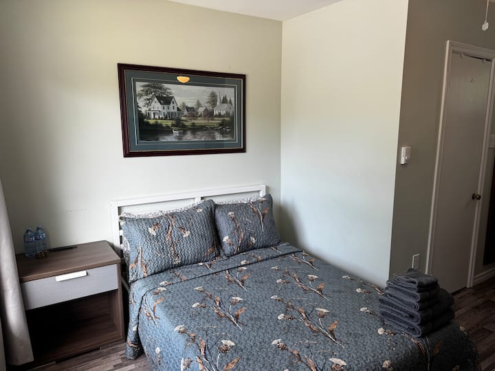 Cozy Studio | Perfect For Two - Kingston
