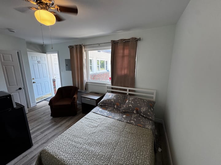 Cozy Studio | Perfect For Two - Kingston