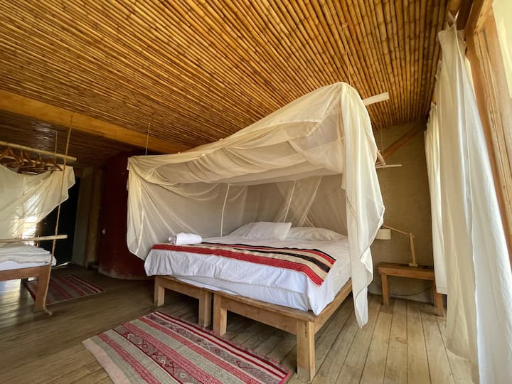 Chambre Triple · Balcon, Poufs + Petit-déjeuner - Máncora