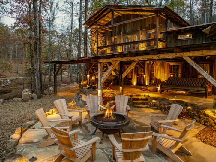 Mimi's Mother Pearl: Includes (2) 4-door Utv's - Jasper, AR