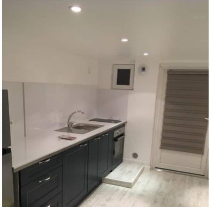 Appartement F1 Proche Gare - Compiègne