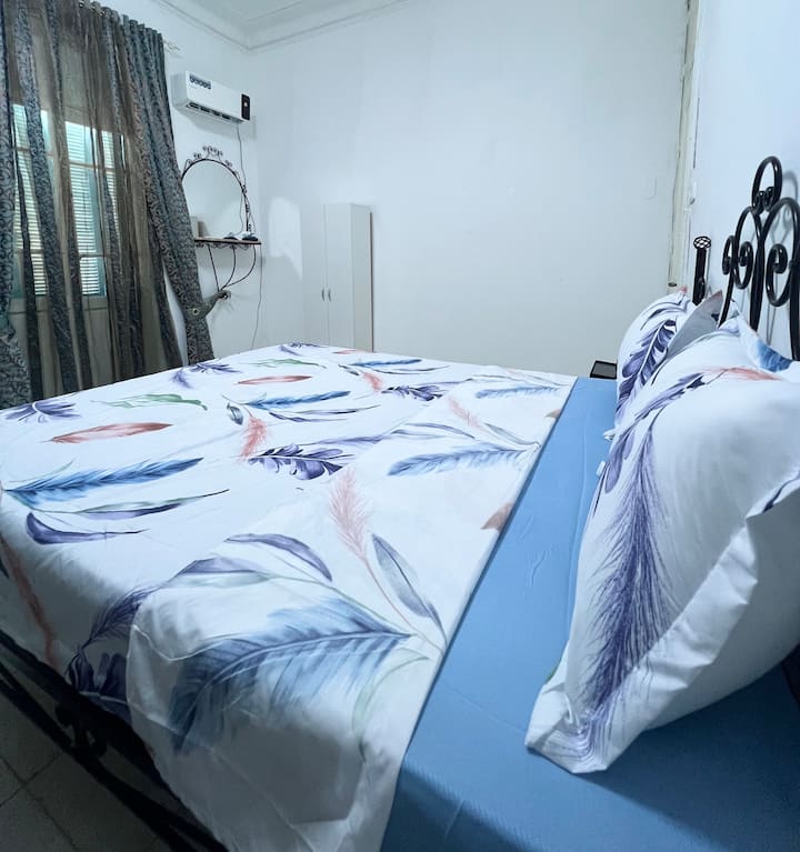 Chambre Avec Balcon - Tunis