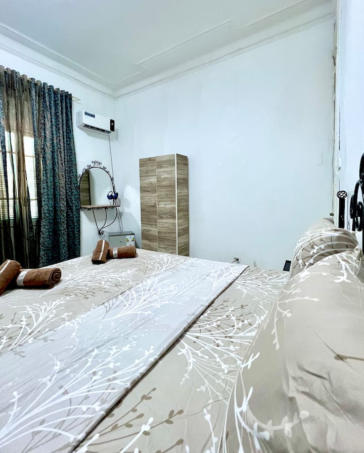 Chambre Avec Balcon - Tunis
