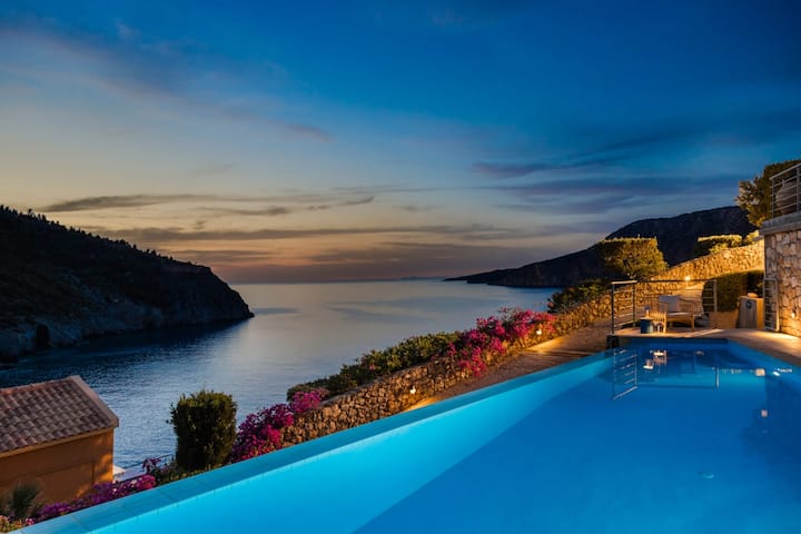 Sea-view Villa • Private Pool • Assos - Asos