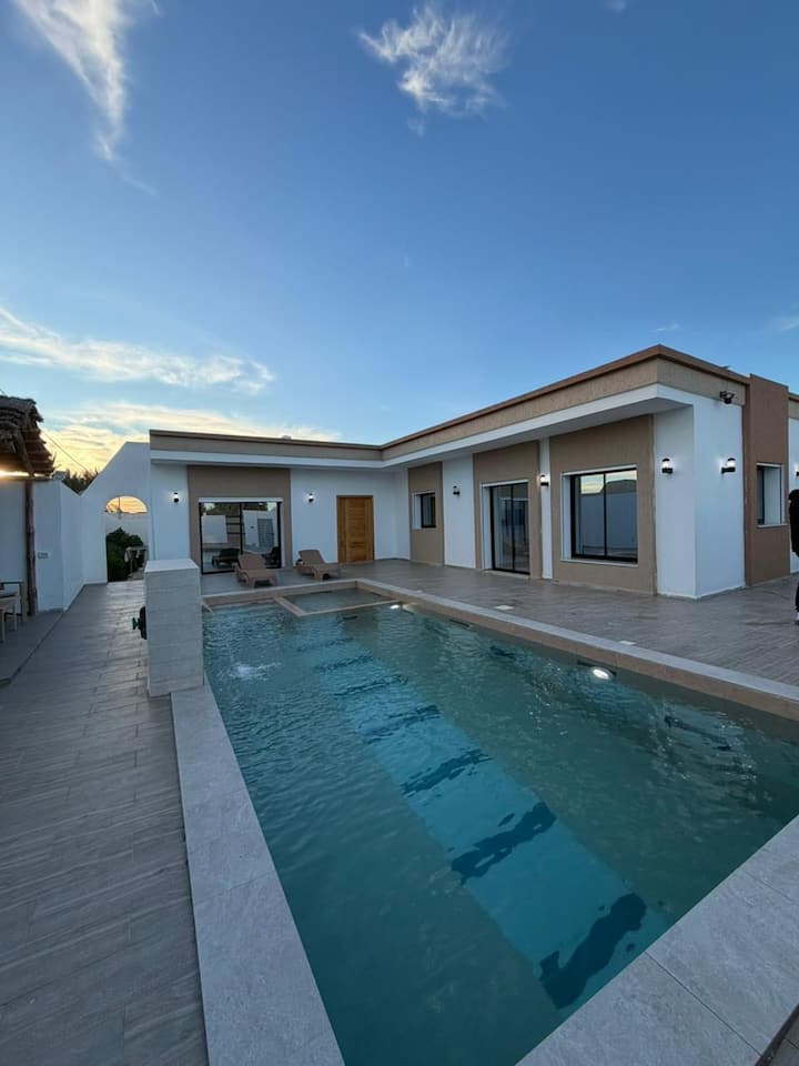 Villa Moderne Sans Vis à Vis à Midoune - Djerba