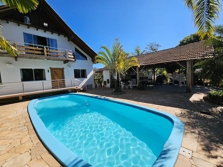 Casa Ampla E Aconchegante Em Blumenau - Blumenau