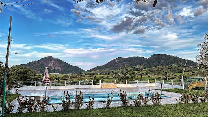 Sítio Com Piscina. - Serra