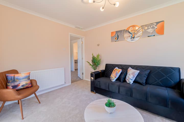 R3: Baron Bliss Spacious Double - Swindon