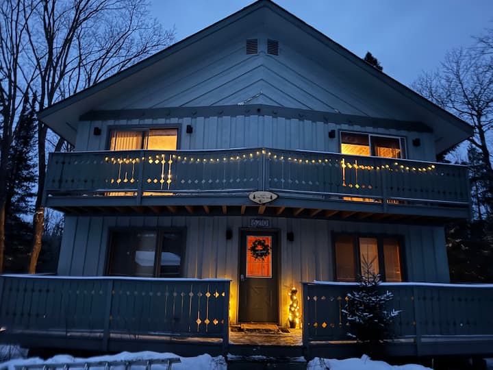 Oui Ski Inn: Snowy Summit - Ironwood, MI