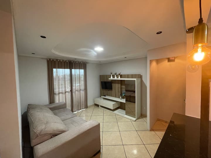 Apartamento 2 Quartos C/garagem - Curitiba