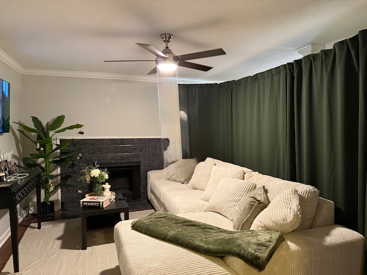 Cozy 1 Bedroom Retreat In Baytown - Baytown, TX