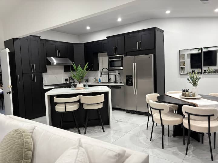 Desert Hot Springs Oasis - Morongo Valley, CA