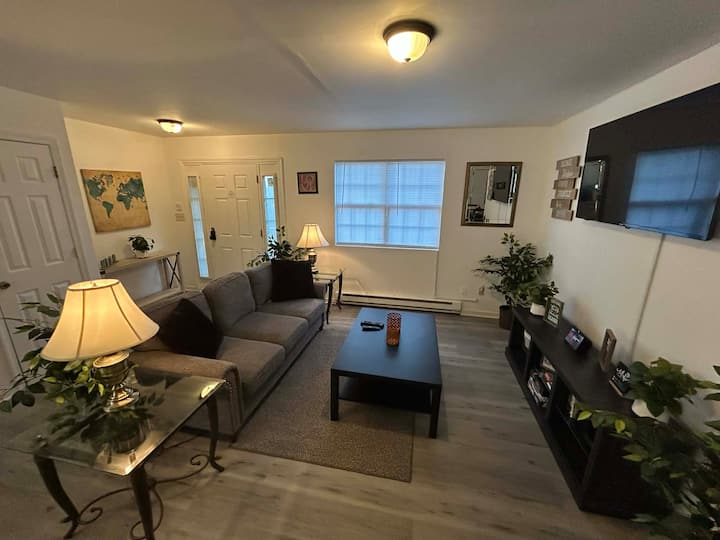 Buskey's Cozy Haven - Yorktown, VA