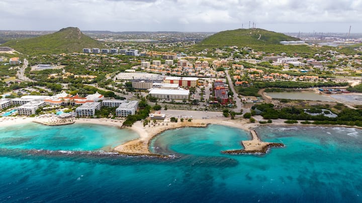 Royal Kolibrie | Ocean View Home & Tropical Garden - Curaçao