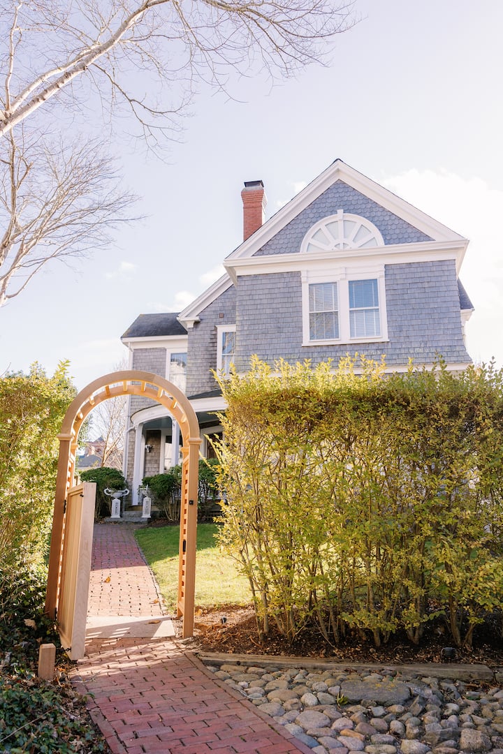 Main Street Nantucket - Nantucket, MA
