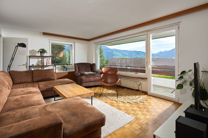 Familienwohnung Mit Ausblick In Schaan - Sevelen