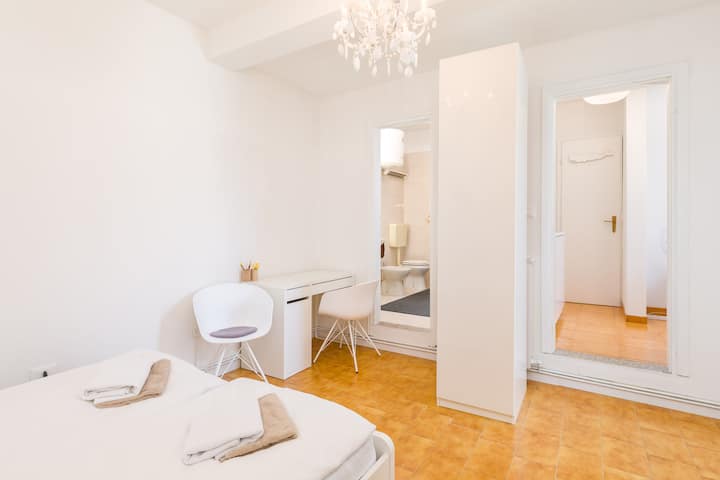 Centrally Located Apartment Directly At The Sea - Caorle