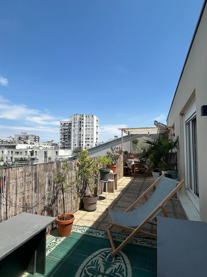 Superbe Logement Avec Terrasse, Charmant Et Calme - Paris