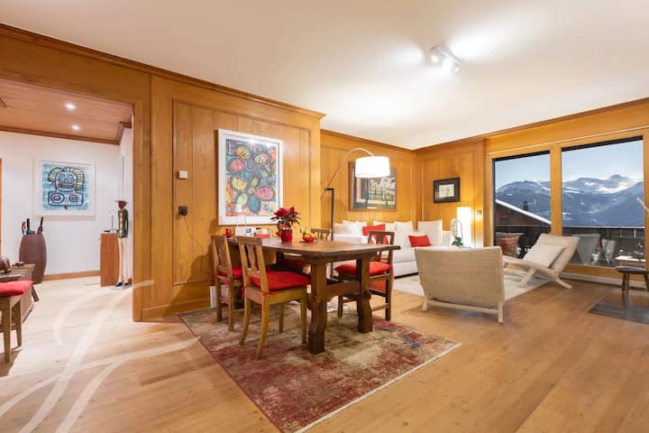 Cosy Apartment In Elegant Chalet - Crans-Montana