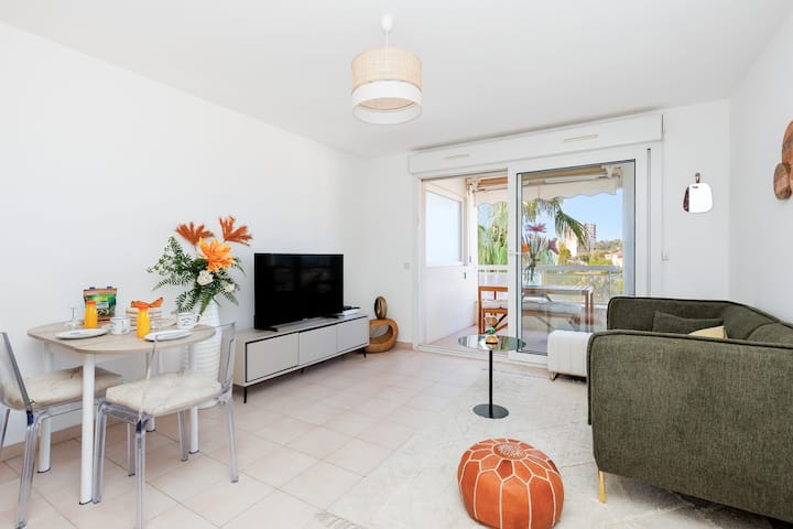 Cosy T2 Ensoleillé Avec Balcon – 10min De La Plage - Le Cannet