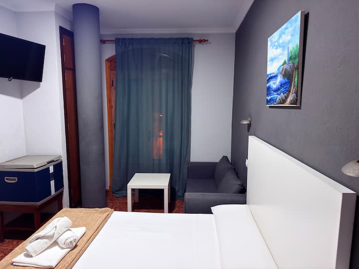 Dormitorio 24 Con Balconera - Tarifa